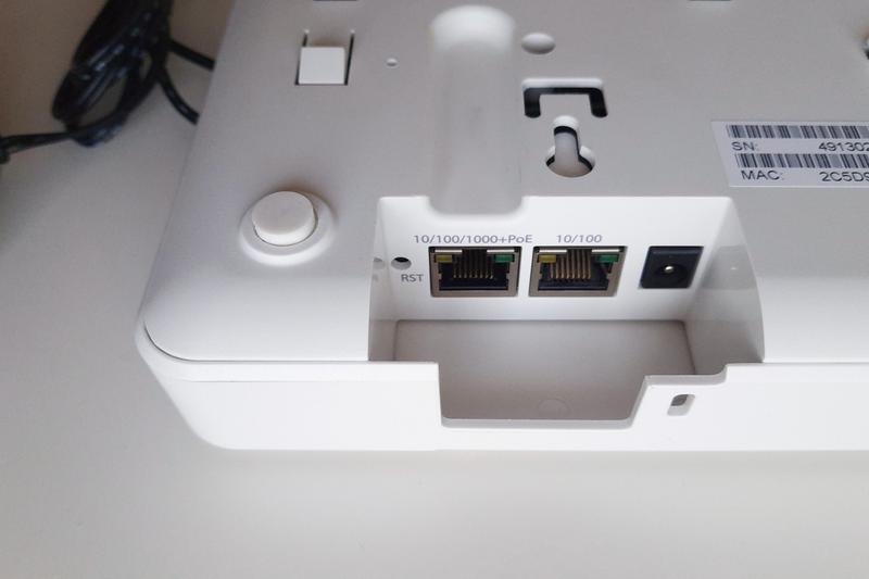 Wi-Fi роутер Ruckus ZF7372, USA. C оригинальным блоком питания ...