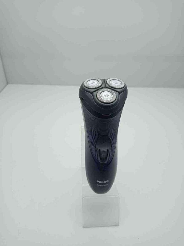 Электробритва Б/У Philips Series 1000: цена 920 грн - купить Техника ...