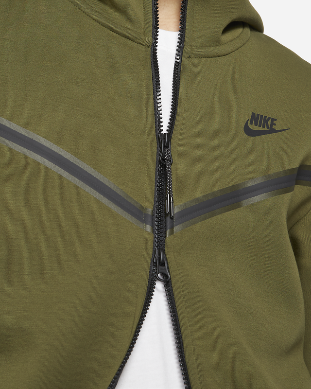 Кофта nike sportswear tech fleece - 3650 ₴, купить на ИЗИ (52488574)