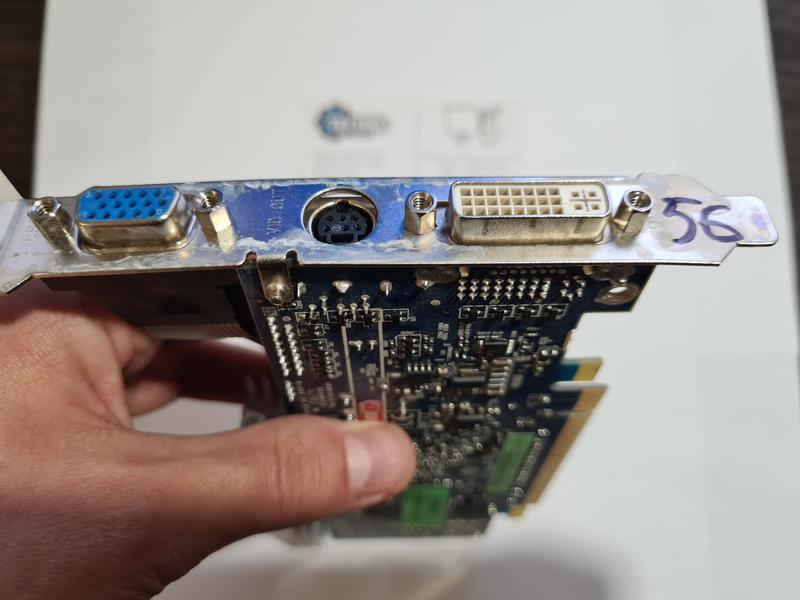 Видеокарта Sapphire AMD Radeon HD3450 | 256Mb | 64 bit | DVI V ...