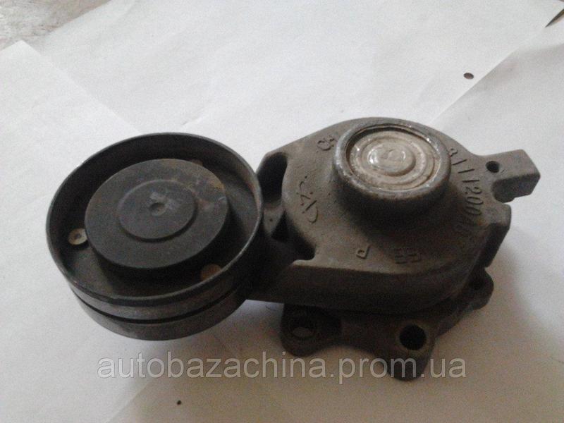 Ролик натяжной ремня генератора с кронштейном A11-8111200AB че ...