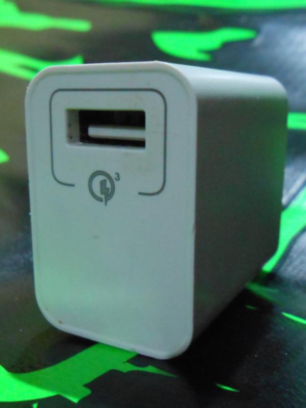 18W Універсальна швидка зарядка qualcomm quick charge 3.0: ціна 199 грн ...