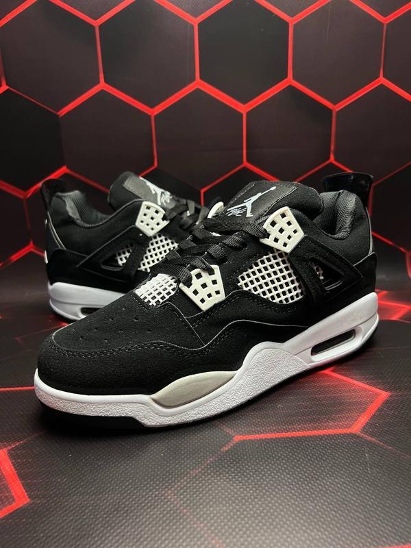 Кроссовки nike air jordan 4 black white - 2200 ₴, купить на ИЗИ (65906544)