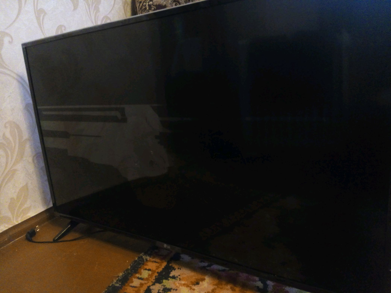 Телевізор 43". Розбитий екран - купити недорого б/в на ІЗІ (5714099)