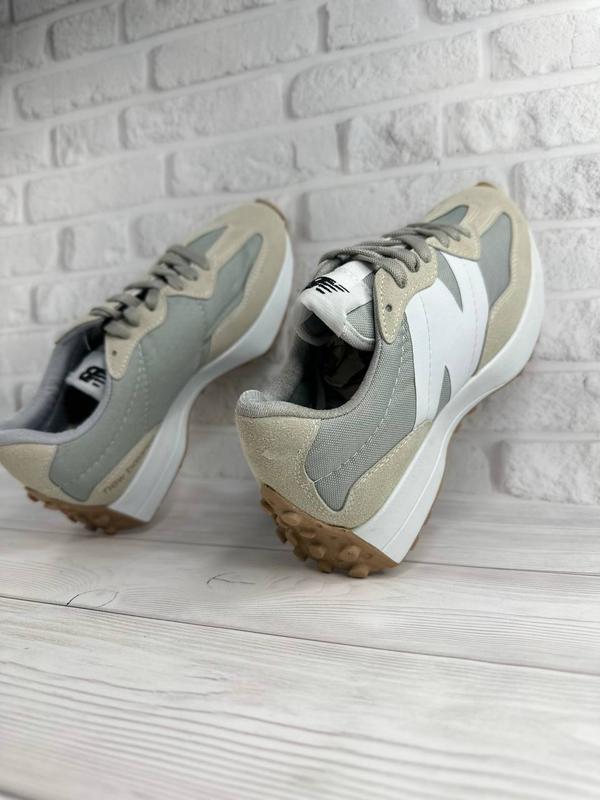 Жіночі кросівки світлі new balance 327 бренд якісні легкі /кр...: цена ...