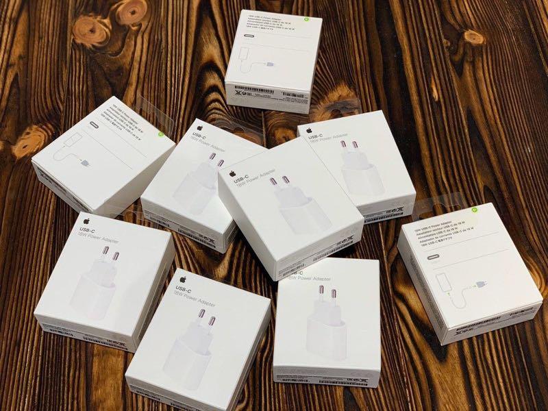 Блок Швидка зарядка USB-C 20W Power Adapter: цена 10 $ - купить ...
