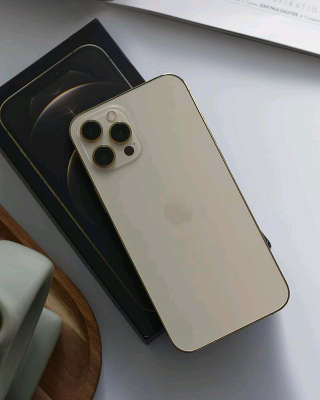 IPhone 12 Pro Max 256 Gb Pacific Gold Стан - як новий: цена 21500 грн ...