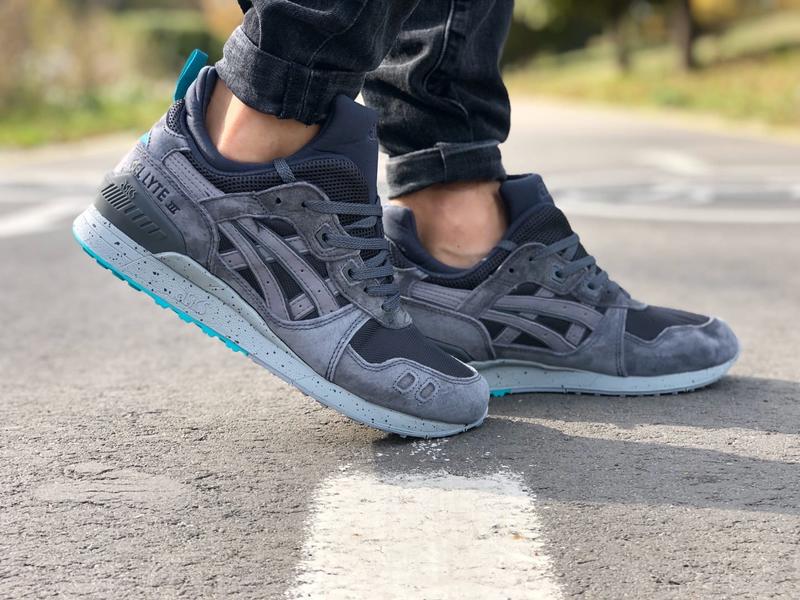 Asics sneakerboot store