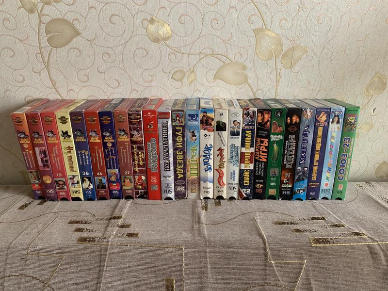 Продам VHS видеокассеты - купить недорого б/у на ИЗИ (12119585)